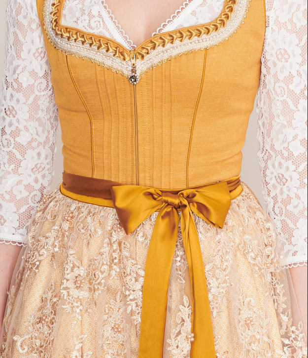 The Secret of the Dirndl Apron Bow – Schnucki Dirndl & Lederhosen